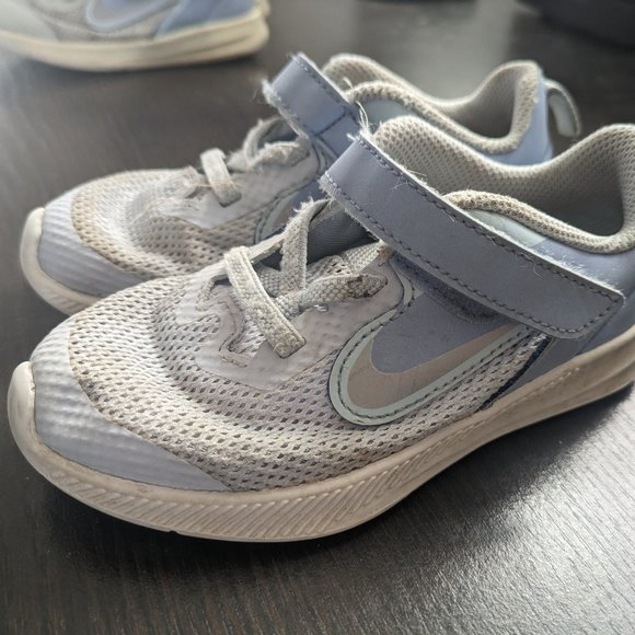 Nike | Shoes | Nike Sneakers Kids 9c Almost New | Poshmark